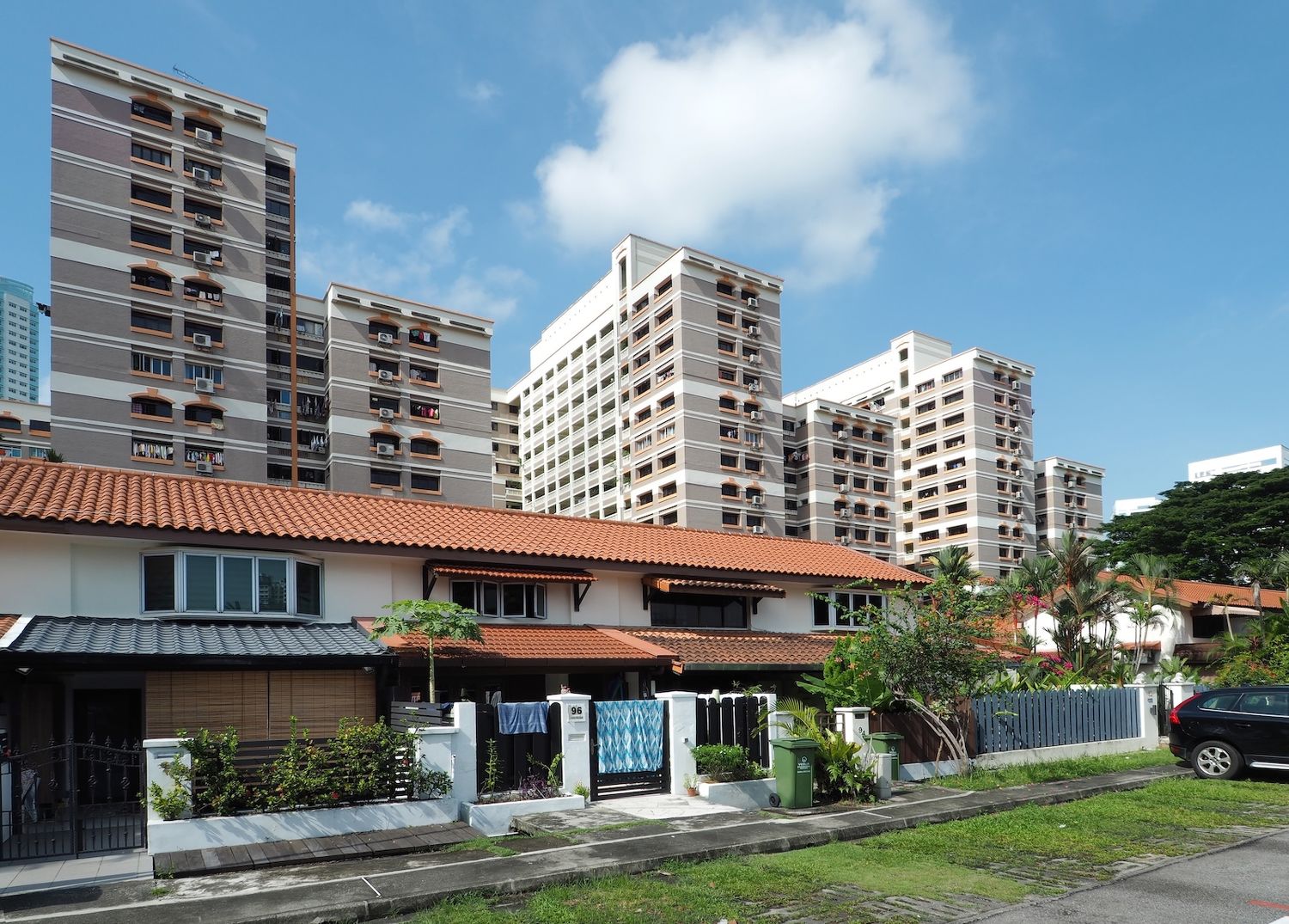 Has lease decay set in for HDB flats? - Singapore Property News