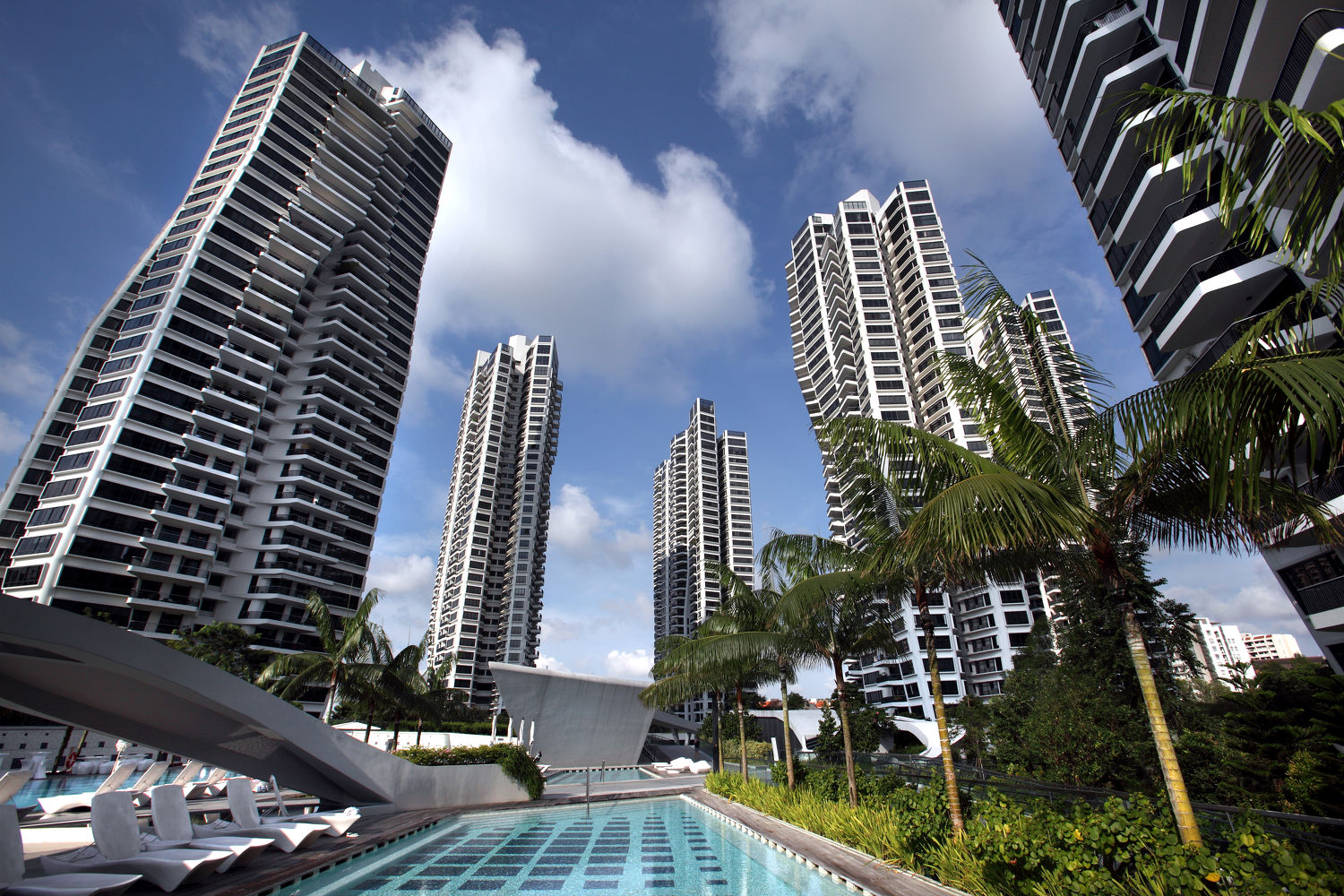 Two-bedder at The Esta sets new high of $2,377 psf - Singapore Property ...